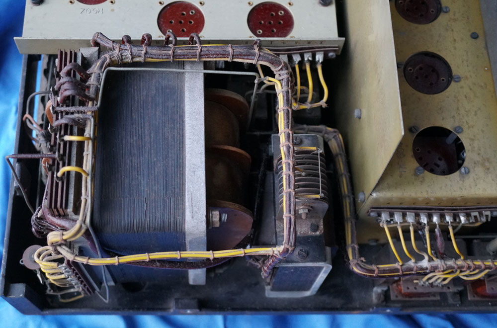 テレフンケン Telefunken Ela V404/3 パワーアンプ RS241 RE604 テレフンケン真空管使用 現状品 ジャンク 一台の落札情報詳細 - ヤフオク落札価格検索 オークフリー